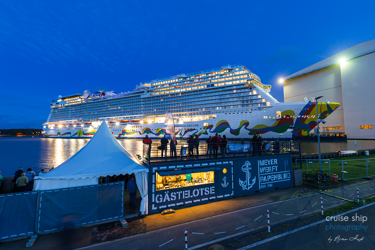 "Time to say goodbye" - Norwegian Encore verabschiedet sich aus Papenburg